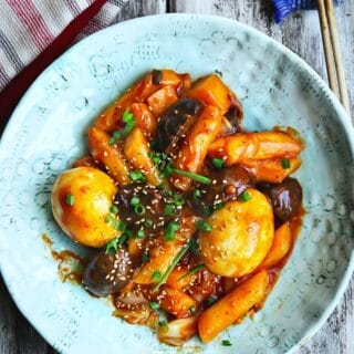 Korean Spicy Rice Cakes - Sandra's Easy Cooking