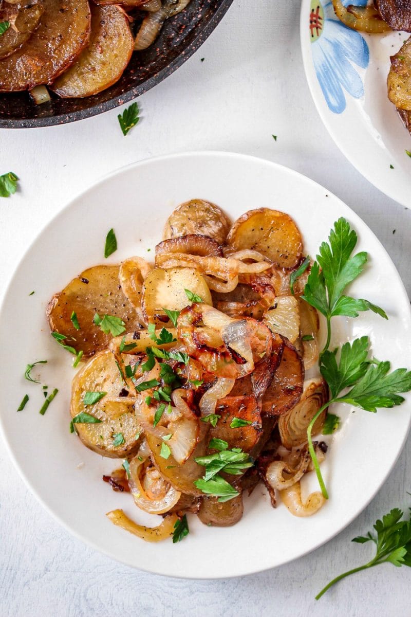 Easy Lyonnaise Potatoes • Sandra's Easy Cooking