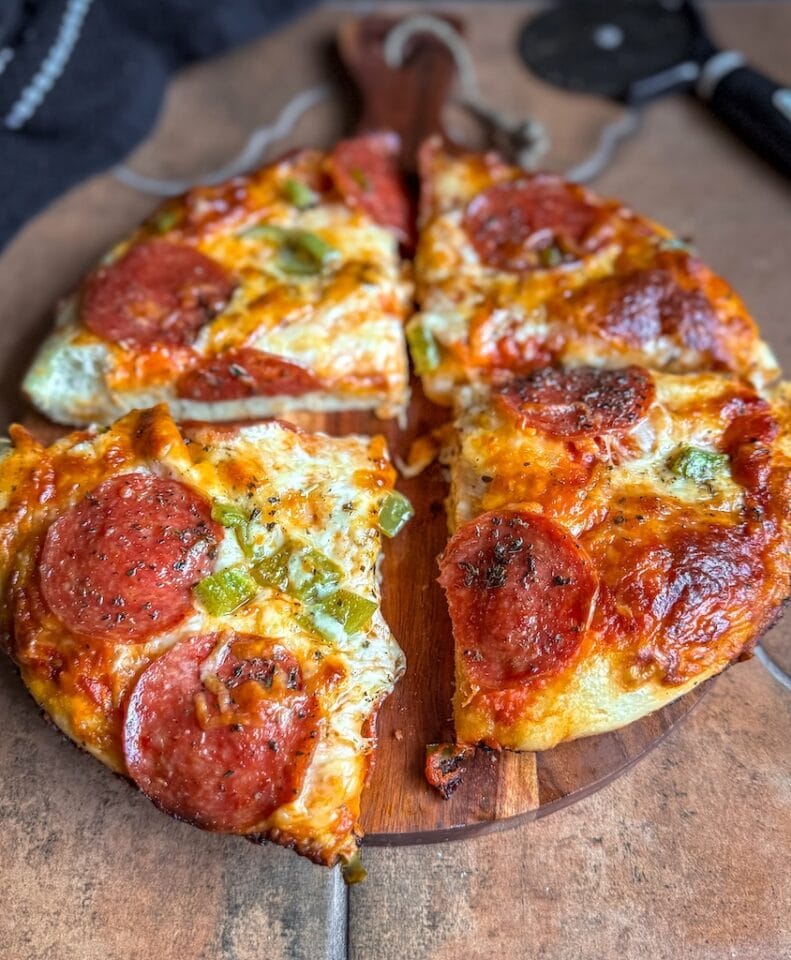 Skillet Deep Dish Pizza • Sandra's Easy Cooking